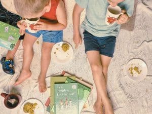 10 Fun Apple Facts for Kids & More - Playing for Hours