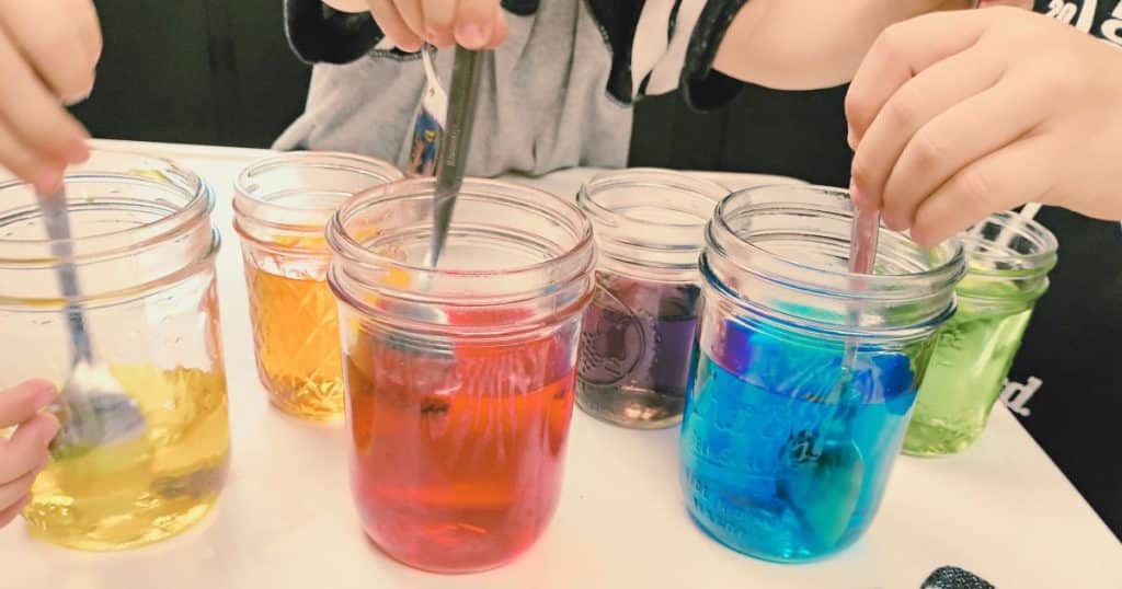 11 Activities Mixing Primary Colors: Easy, Fun, and Hands-On